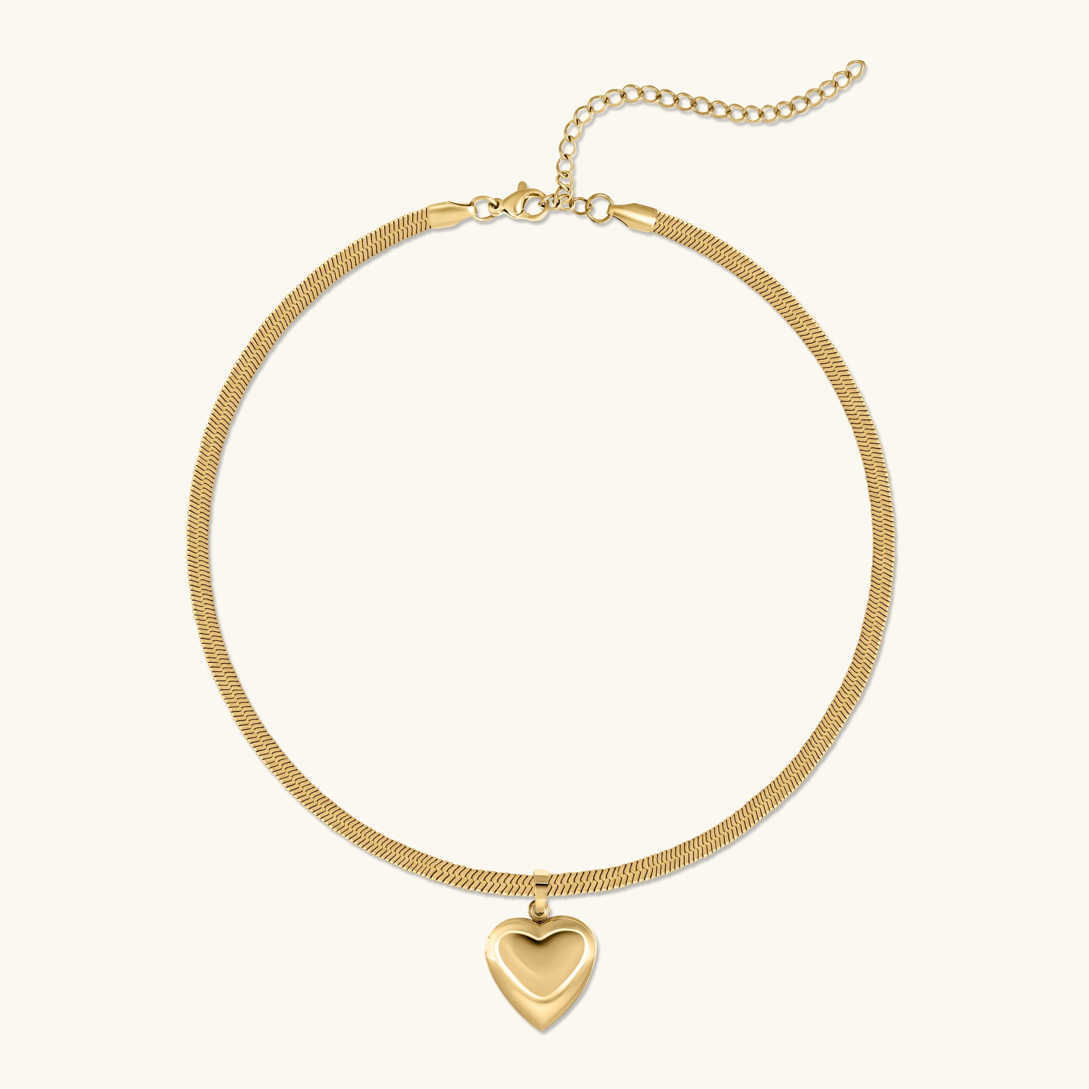 Mae Heart Locket Necklace – Lola & Tae